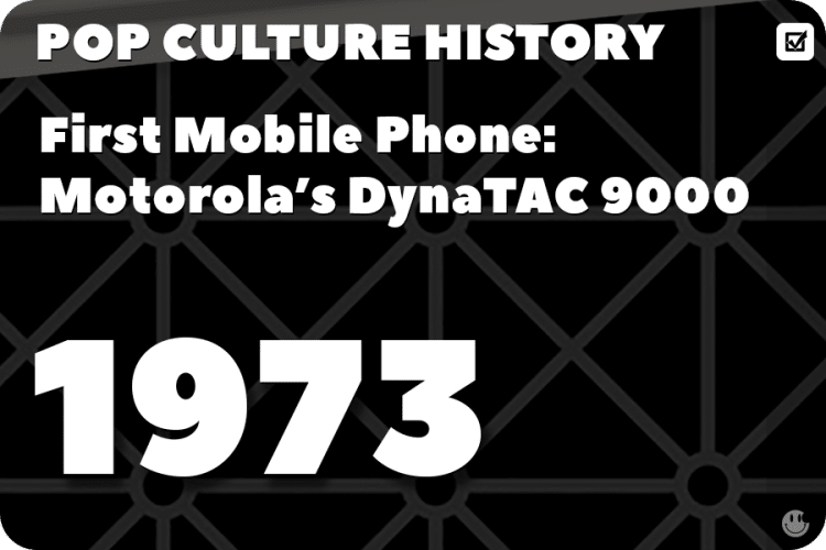 First Mobile Phone: Motorola's DynaTAC 9000
